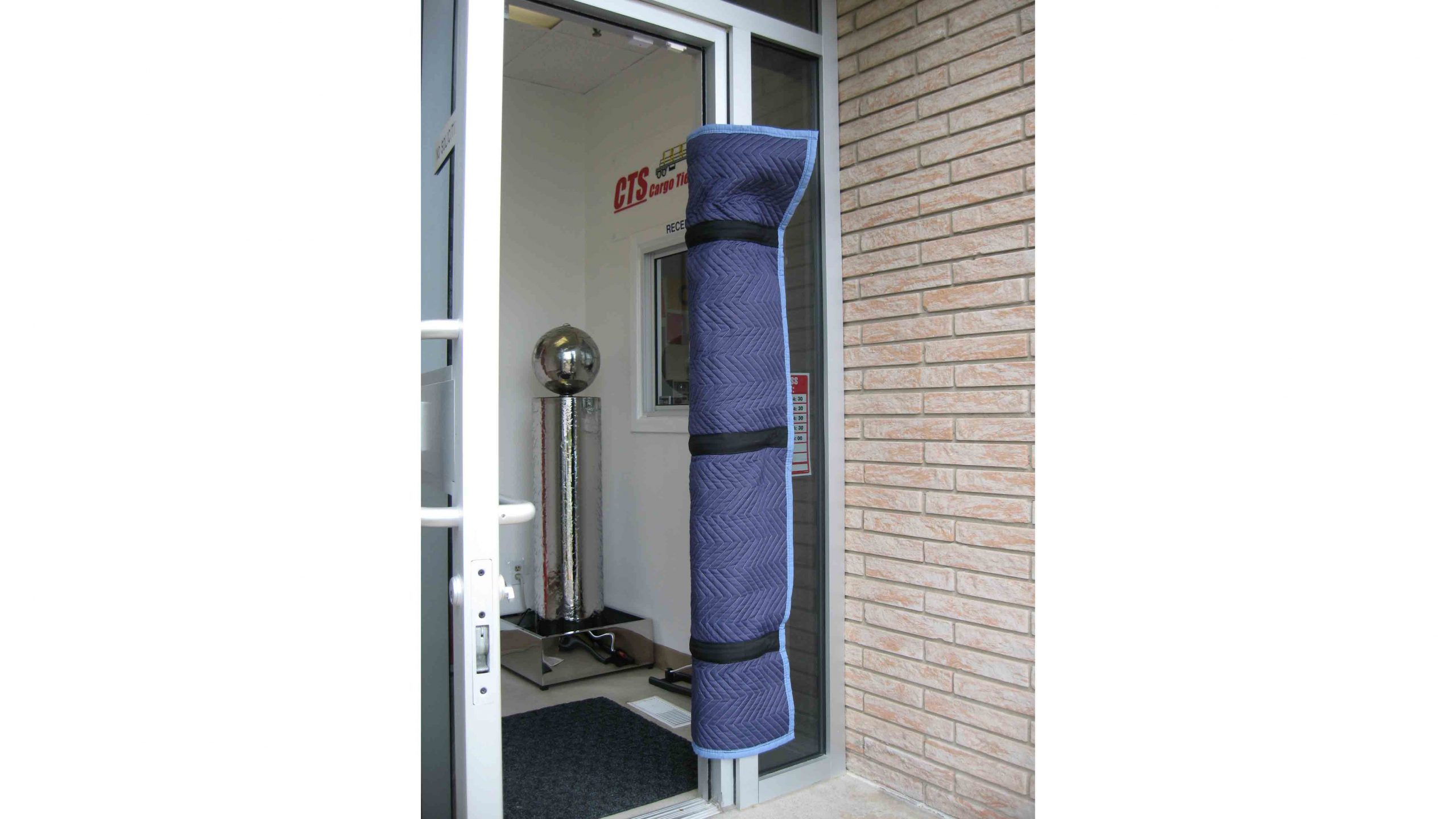 Door Jamb Protector Pad, 24″ x 72″ – CTS Cargo Tie-Down Specialty
